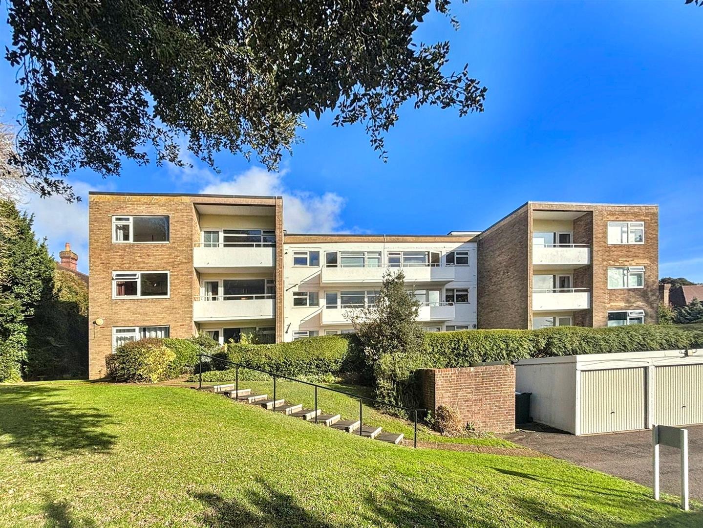 Property Details for St. Annes Road, Eastbourne - Town Property Estate ...